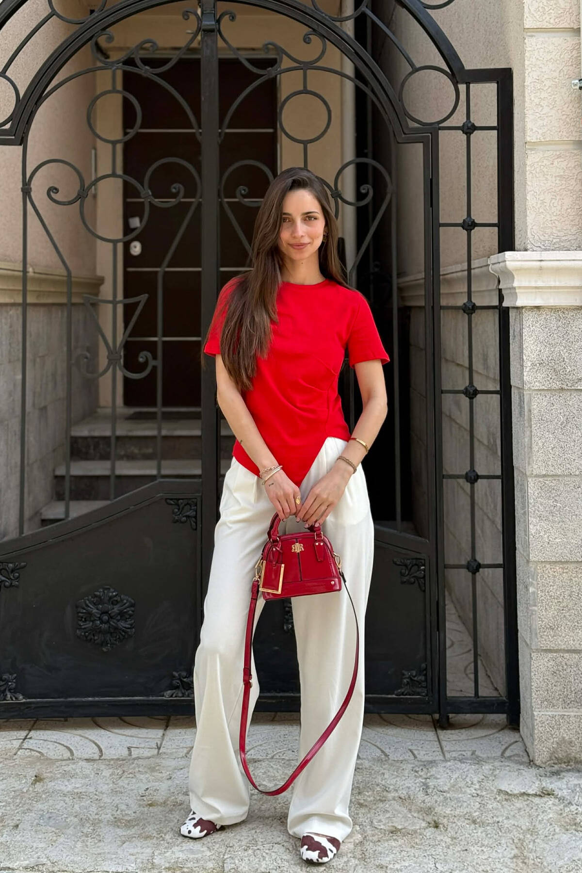 ONE COLOR WOMAN T-SHIRT RED/E KUQE T-SHIRT KLAUDIO FASHION FI-10709
