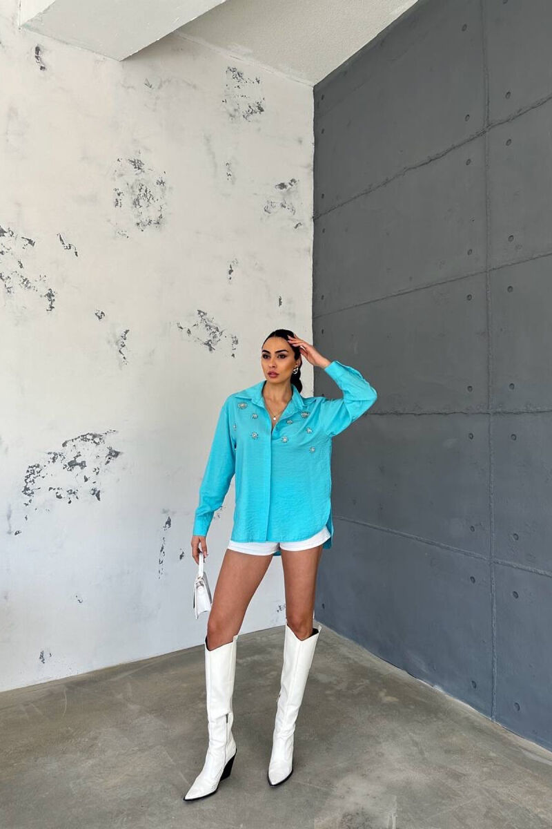 SHINNY FLOWER DETAILS ONE COLOR WOMEN SHIRT LIGHTBLUE/BZ SHIRTS KLAUDIO ...